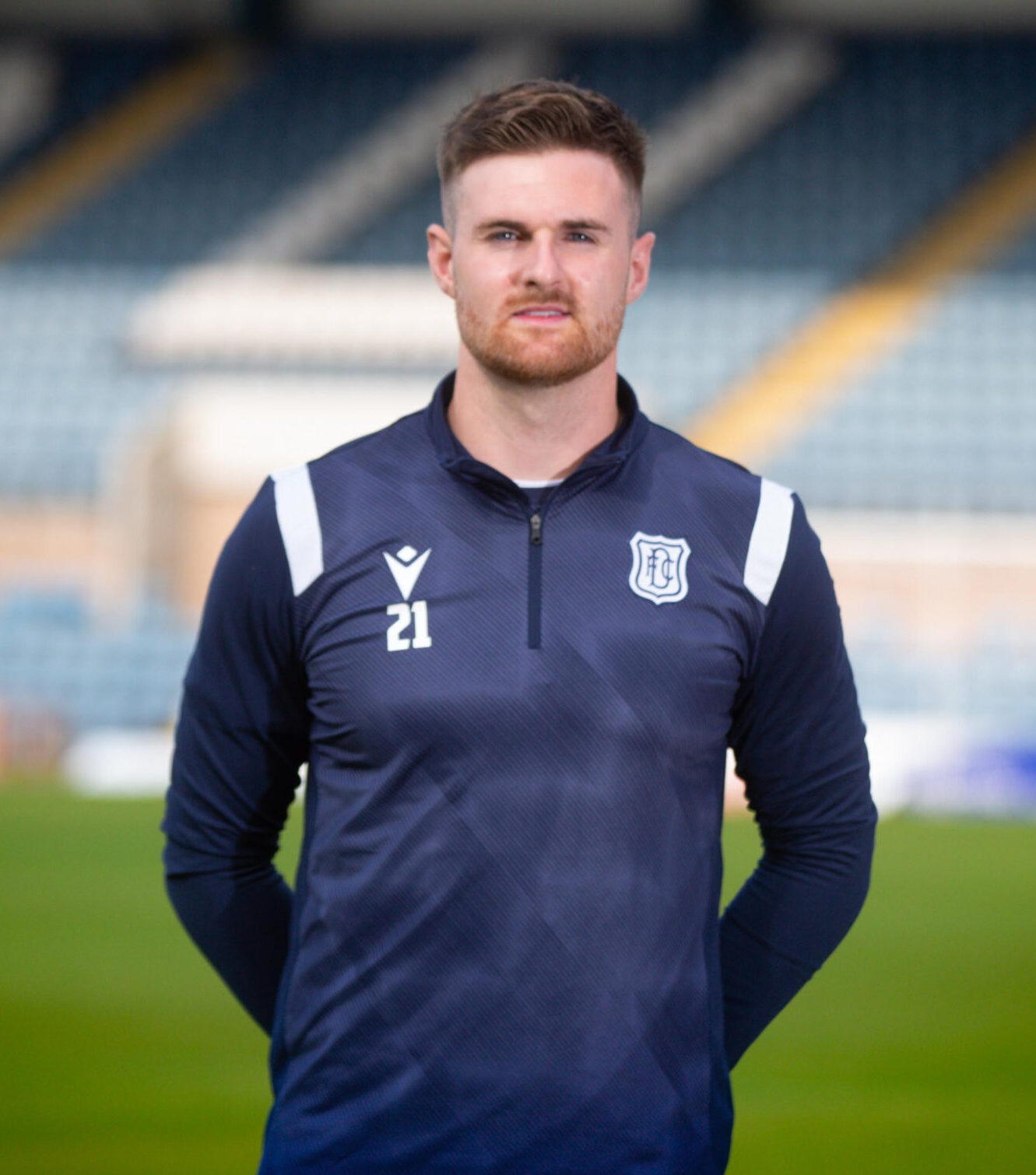 Ian Lawlor signs for Dundee - Dundee Football Club - Official Website