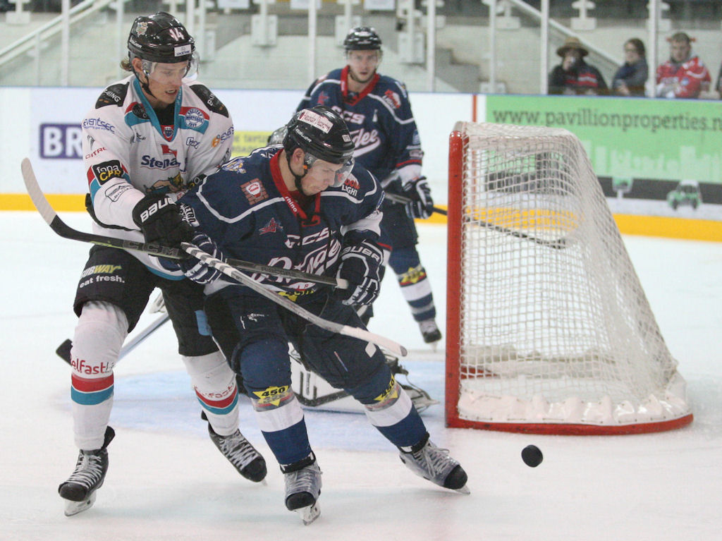 STATS OF THE STARS: ALL-TIME STARTING SIX PART 2 - Dundee Stars