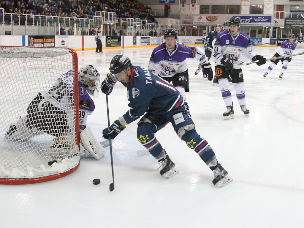 MEET THE CANDIDATES: LEFT WINGERS PART 2 - Dundee Stars