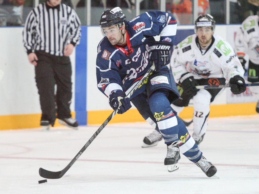 DUNDEE STARS A-Z - PART W - Dundee Stars