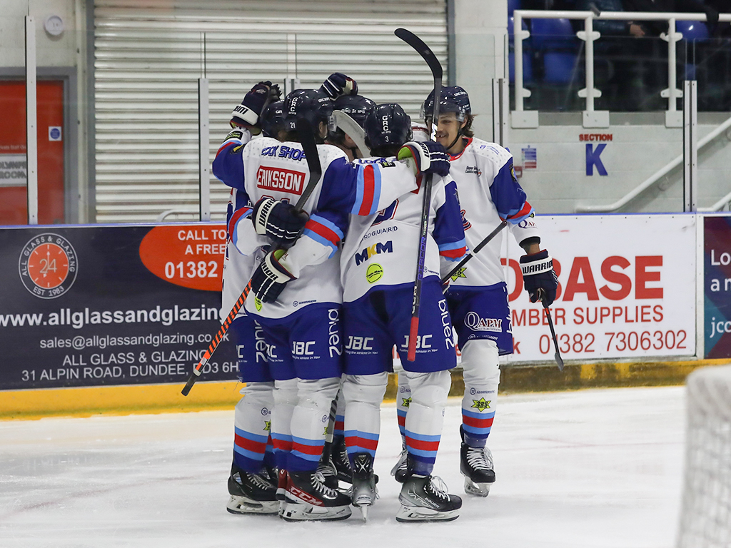 MATCH REPORT: Fresh-Faced Stars Side Weather the Storm - Dundee Stars