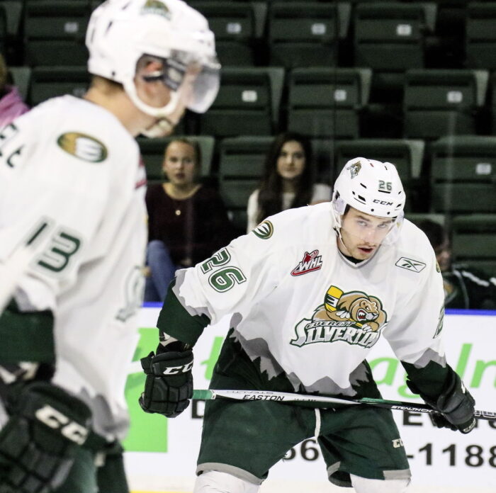 MACDONALD COMPLETES DEFENSIVE UNIT - Dundee Stars
