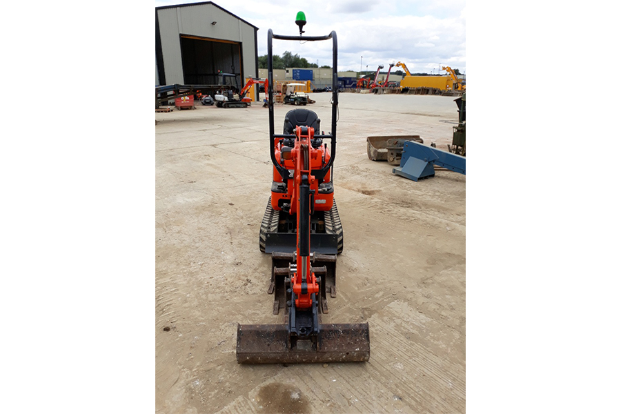 Kubota-K0008-3-MLP4942-Gallery-2 - Morris Leslie