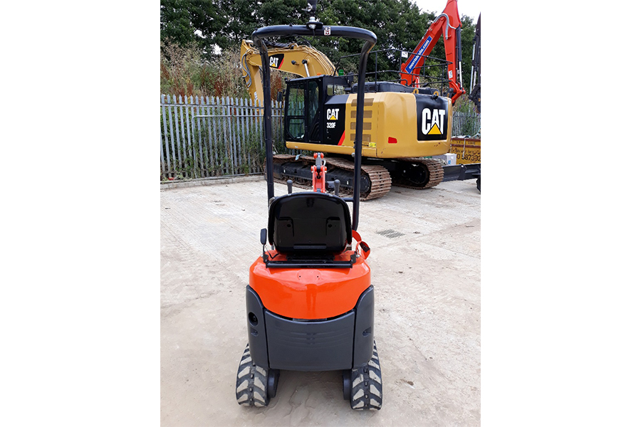 Kubota-K0008-3-MLP4942-Gallery-12 - Morris Leslie