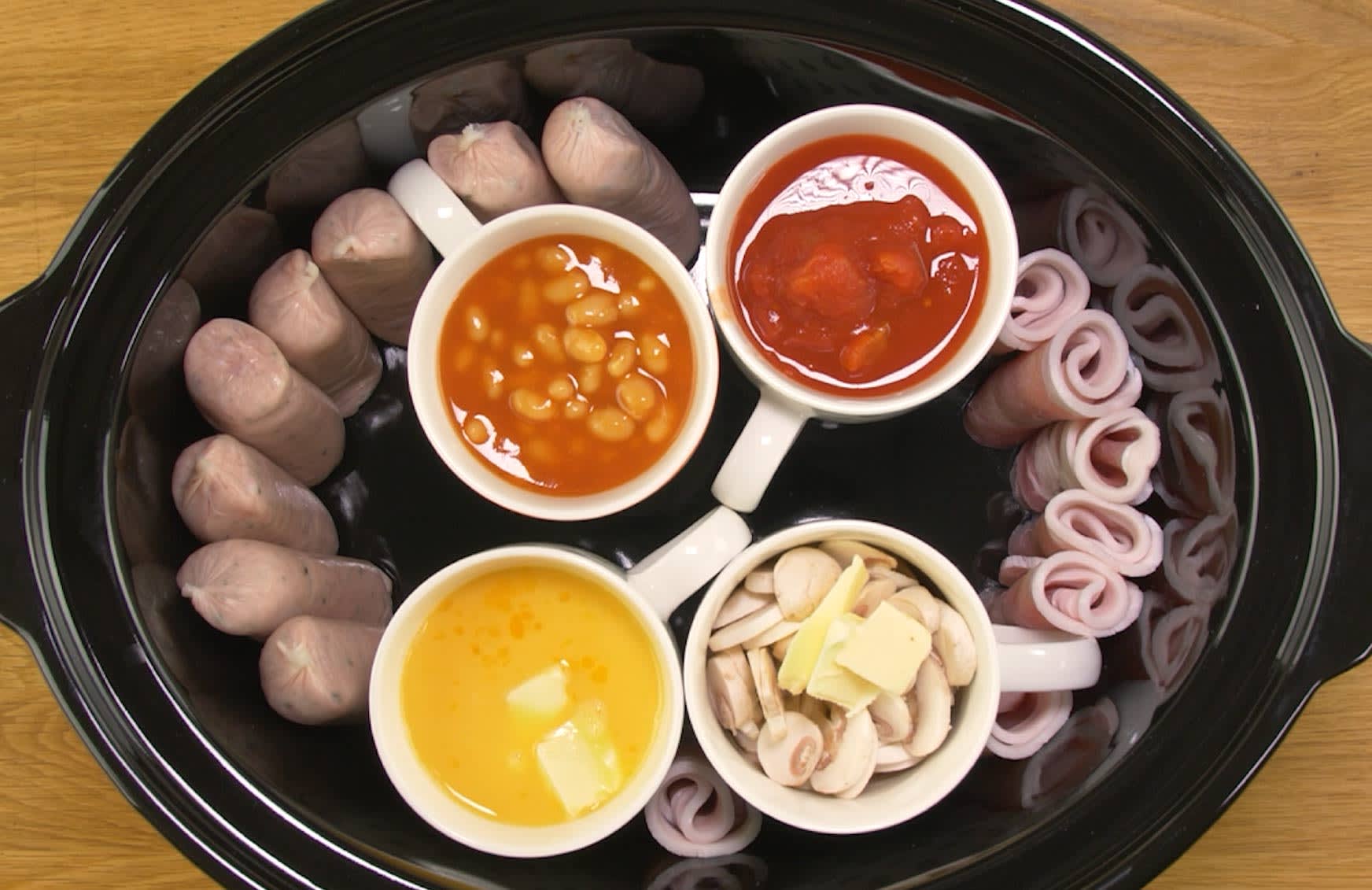 Must Try Hack: Slow Cooker Fully Cooked Breakfast! - Simon Howie