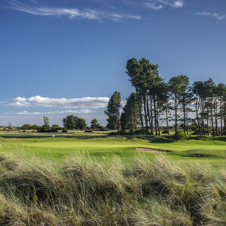 Play golf in Angus | Visit Angus