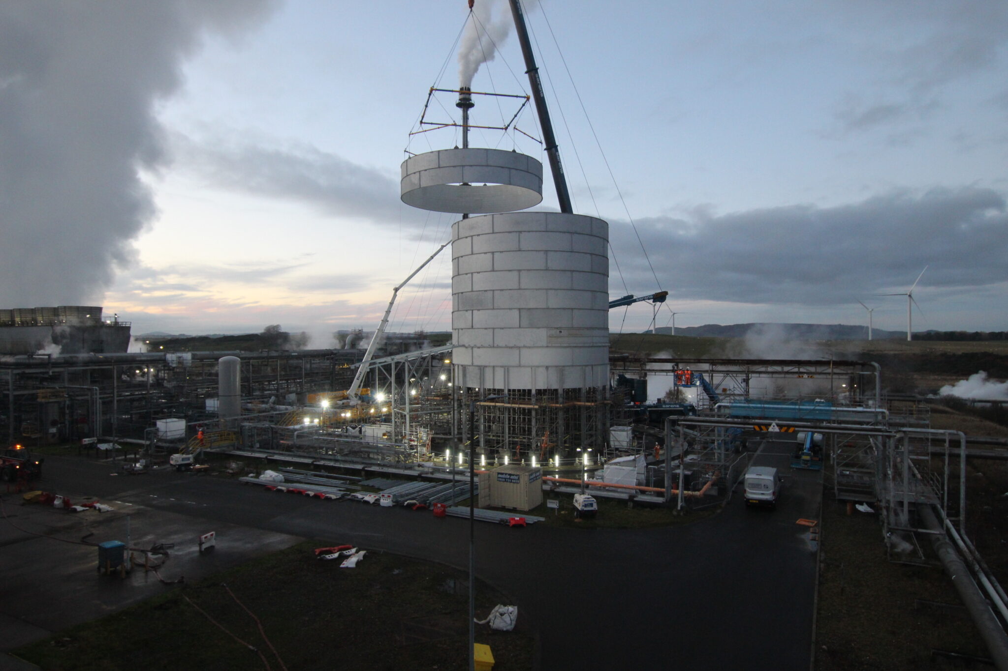 Installation of Europe's Largest Ground Flare - ExxonMobil, Mossmoran ...